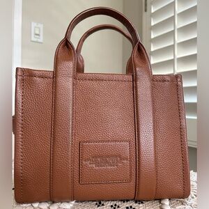 Marc Jacobs | Bags | The Tote Marc Jacobs | Poshmark